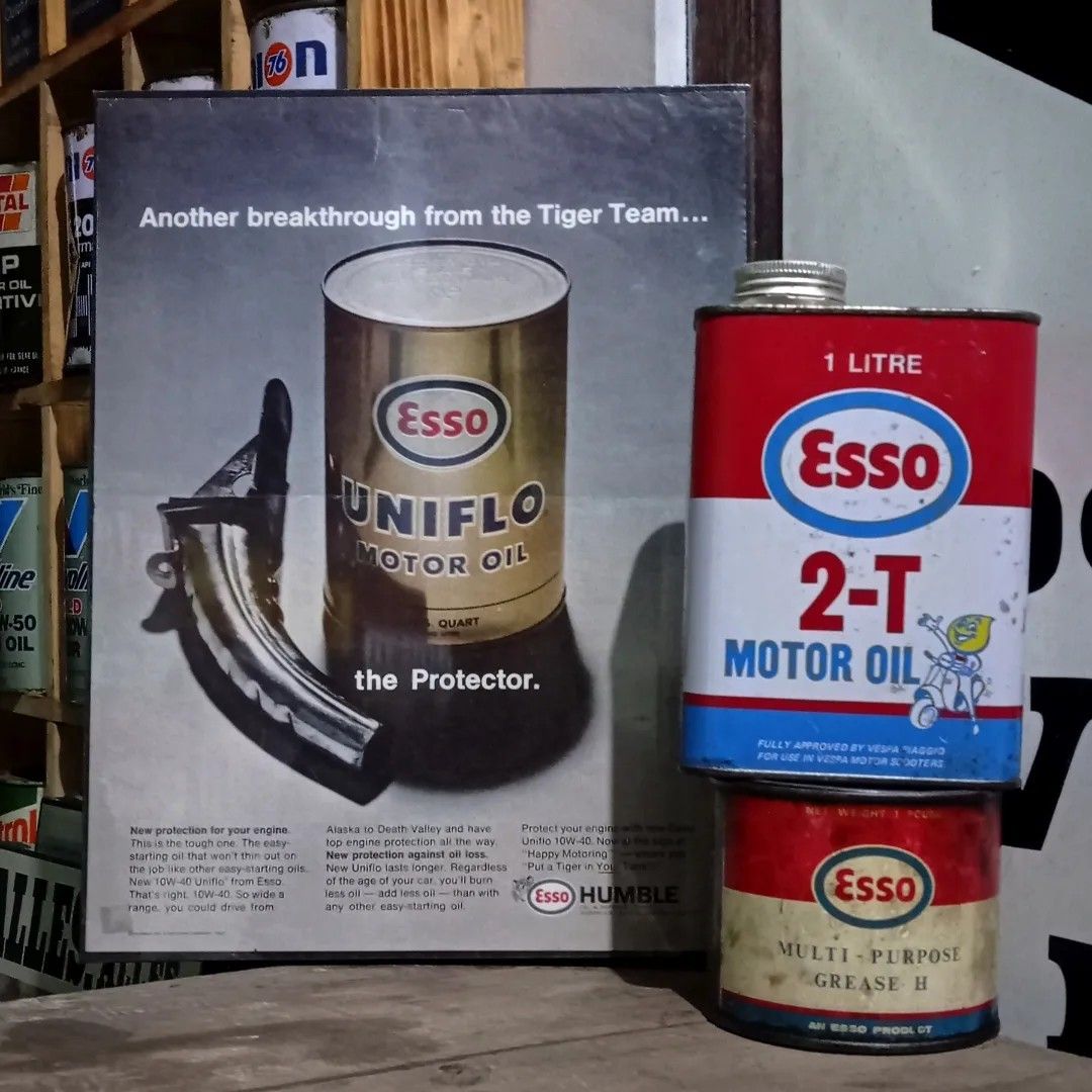 Iklan Esso / Poster Esso, Antik, Pajangan di Carousell