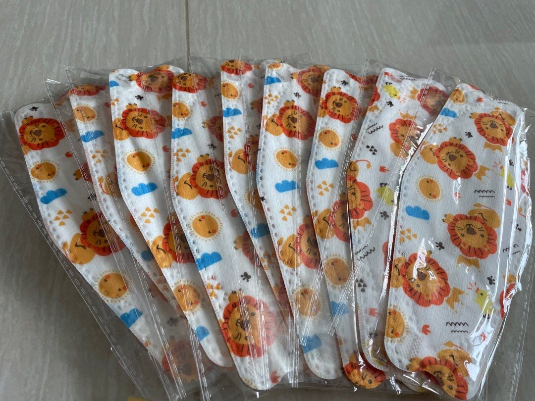 KF94 Kids Mask Lion, Health & Nutrition, Face Masks & Face Shields on ...