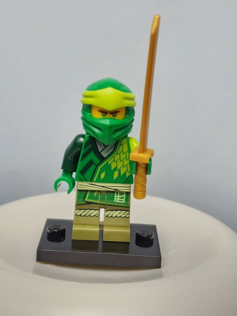 LEGO Ninjago Lloyd Mech Evo, Hobbies & Toys, Toys & Games on Carousell