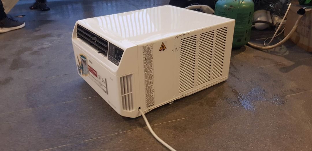 LG Dual Inverter Air Conditioner (0.75HP.) (Model LA080EC), TV & Home ...