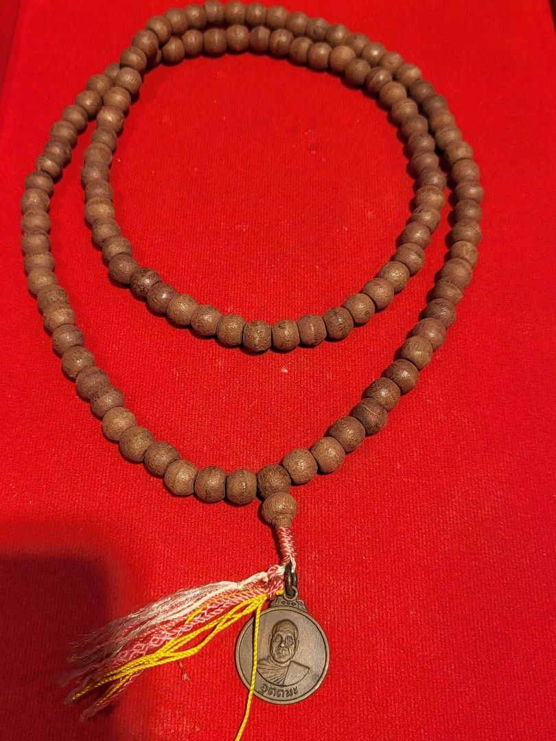 LP Uttama 108 chanting beads and Rian, Hobbies & Toys, Memorabilia ...