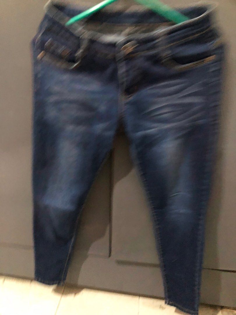 Maong jeans, Women's Fashion, Bottoms, Jeans on Carousell