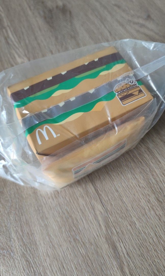 Mcdonald Big mac lunch box, Furniture & Home Living, Kitchenware ...
