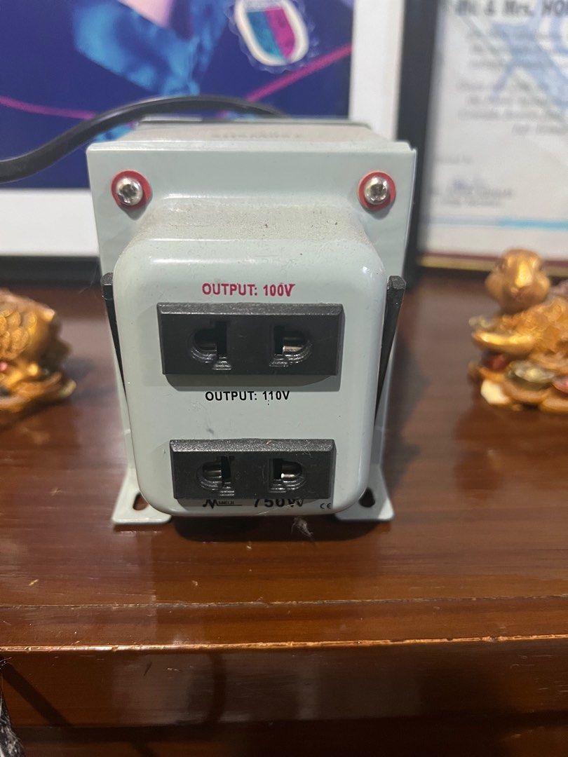 Meiji tc-750dv step down transformer, Computers & Tech, Office ...