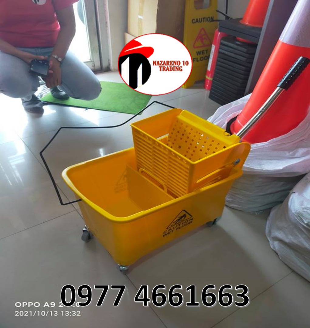 Mop Squeezer 11, Furniture & Home Living, Cleaning & Homecare Supplies ...