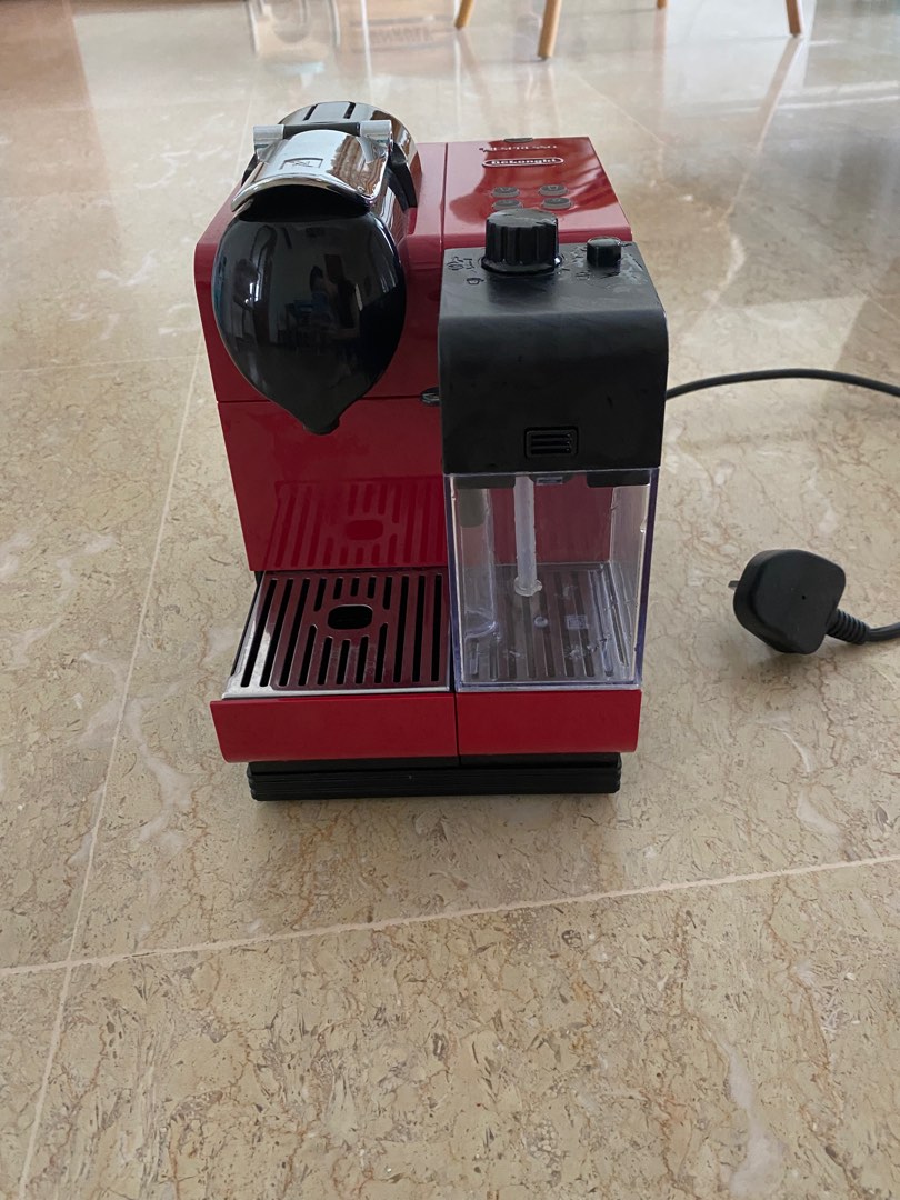 Nespresso Delonghi Coffee Machine, TV & Home Appliances, Kitchen ...