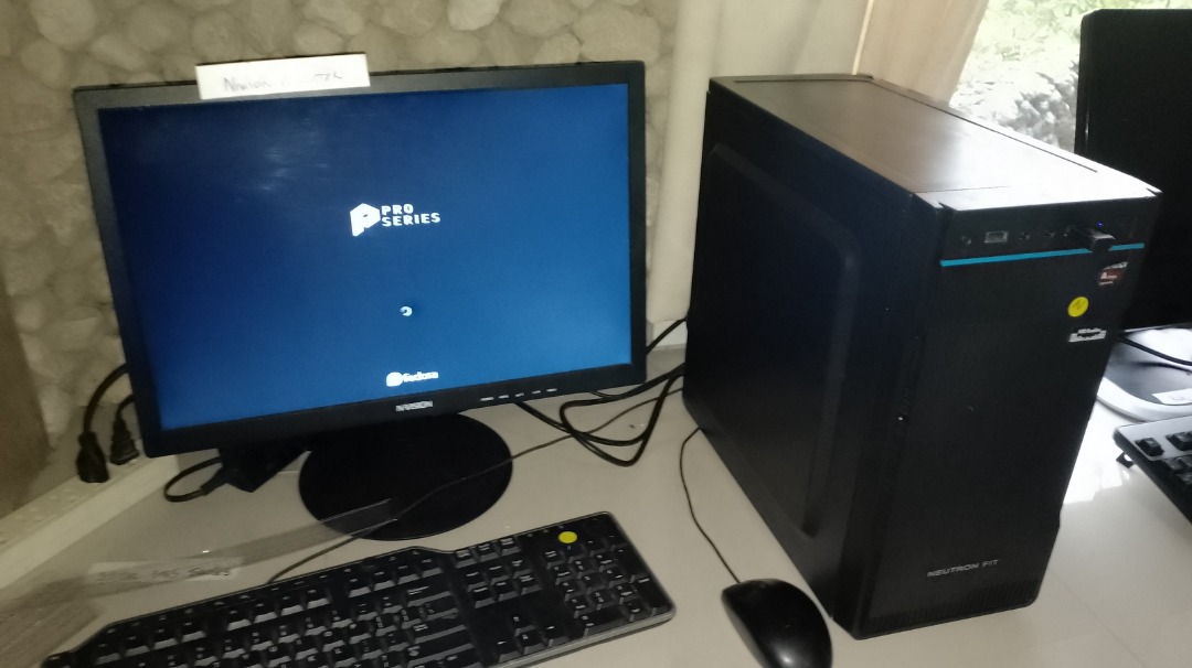 Neutron Fit Desktop Business or GamesComputer, Computers & Tech ...