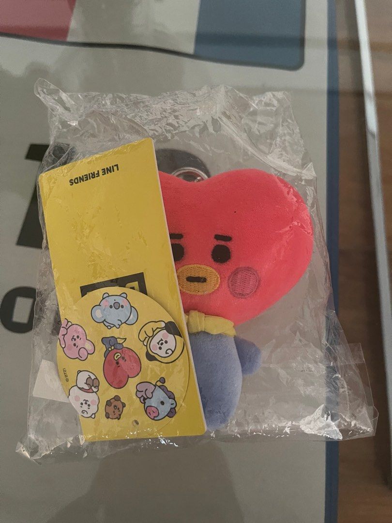 ORIGINAL BT21 tata keyring, Hobbies & Toys, Memorabilia & Collectibles, K-Wave on Carousell