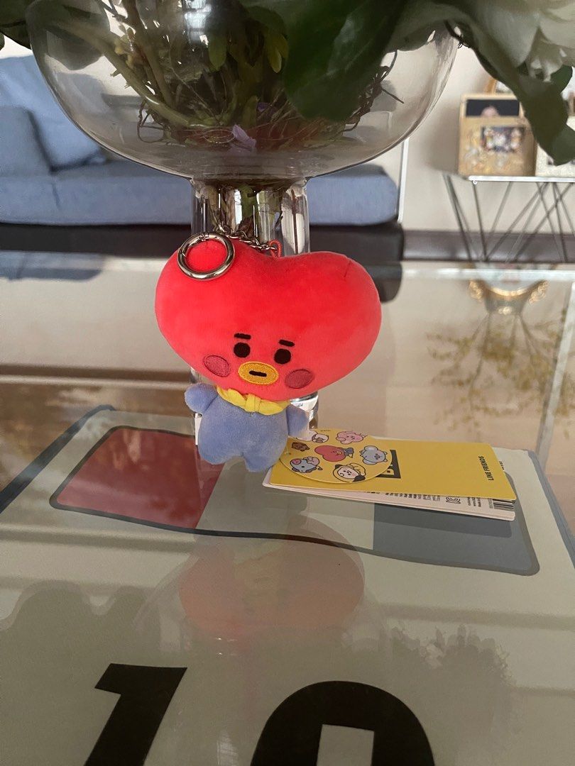ORIGINAL BT21 tata keyring, Hobbies & Toys, Memorabilia & Collectibles, K-Wave on Carousell