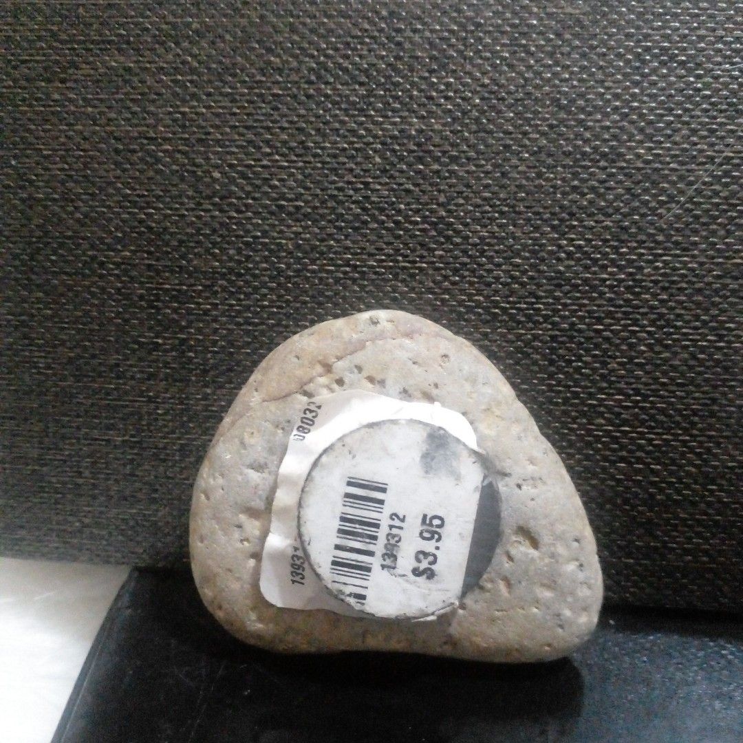 Pajangan magnet dari bahan batu asli colorado, Antik, Pajangan di Carousell
