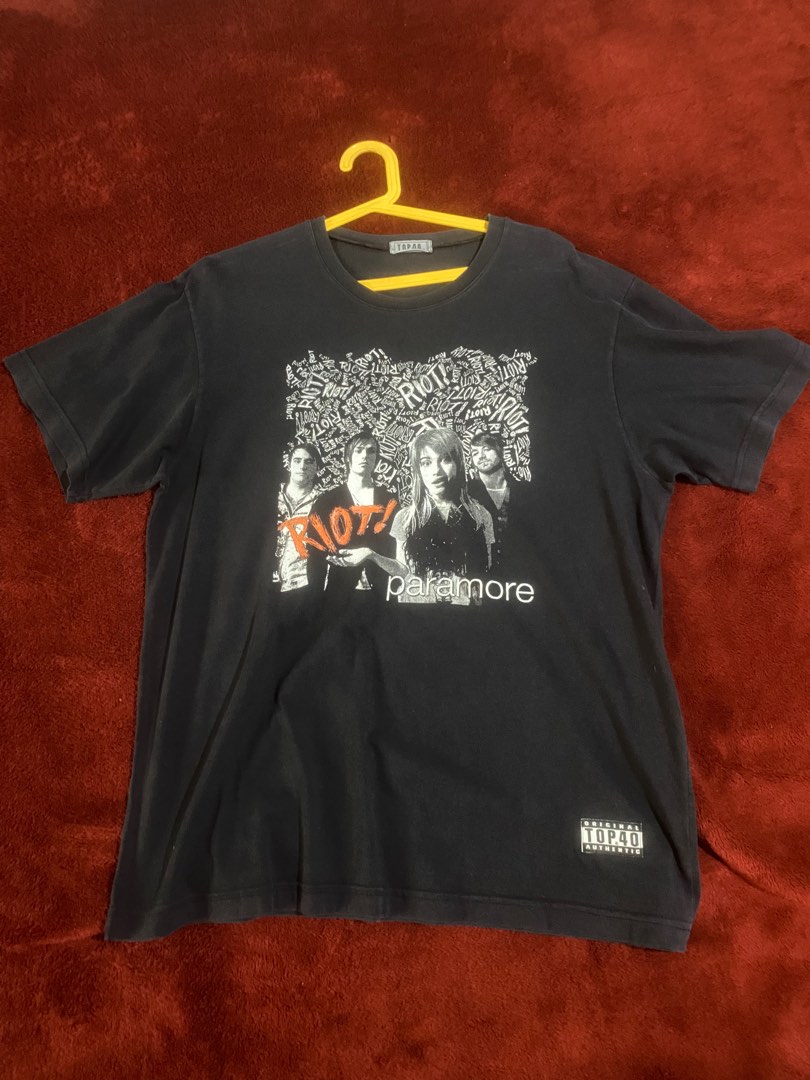 Paramore Riot T-Shirt, Men's Fashion, Tops & Sets, Tshirts & Polo ...