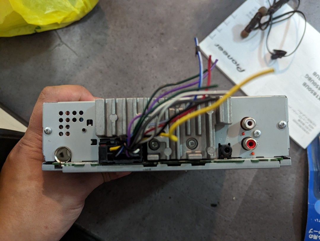 Pioneer Headunit DEH-X1850UB, Car Accessories, Accessories on Carousell