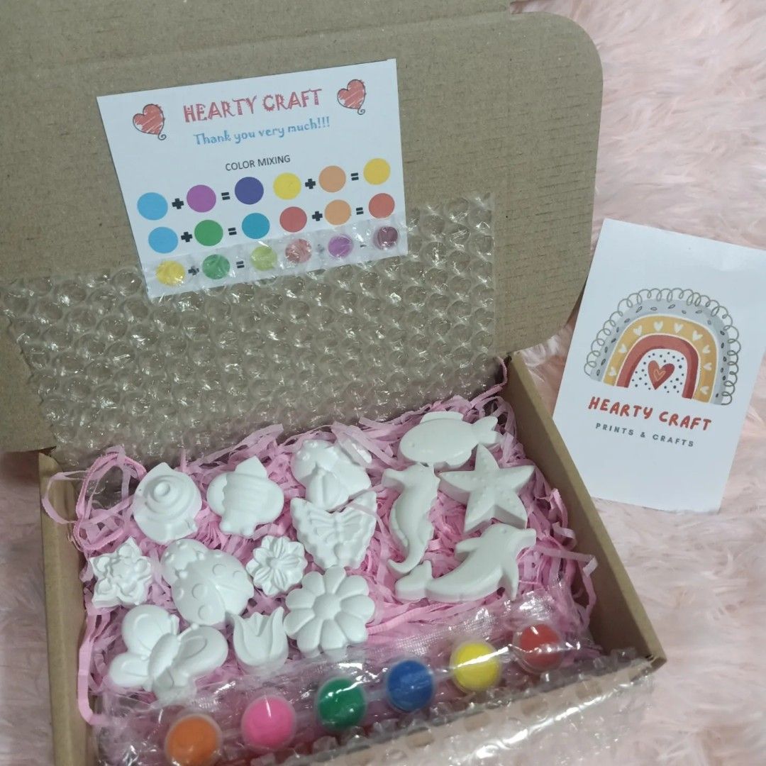 Plaster painting set, Hobbies & Toys, Stationary & Craft, Handmade ...