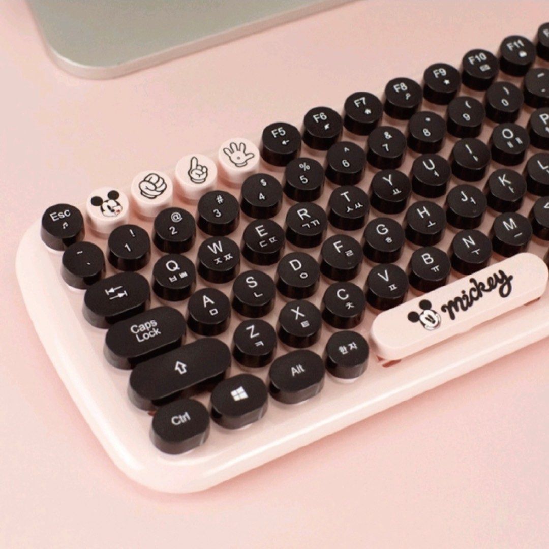 ROYCHE Mickey Mouse Retro Wireless Keyboard, Computers & Tech, Parts ...