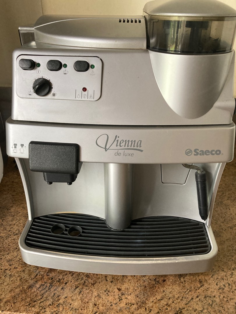 Saeco Vienna espresso/coffee maker, TV & Home Appliances, Kitchen ...