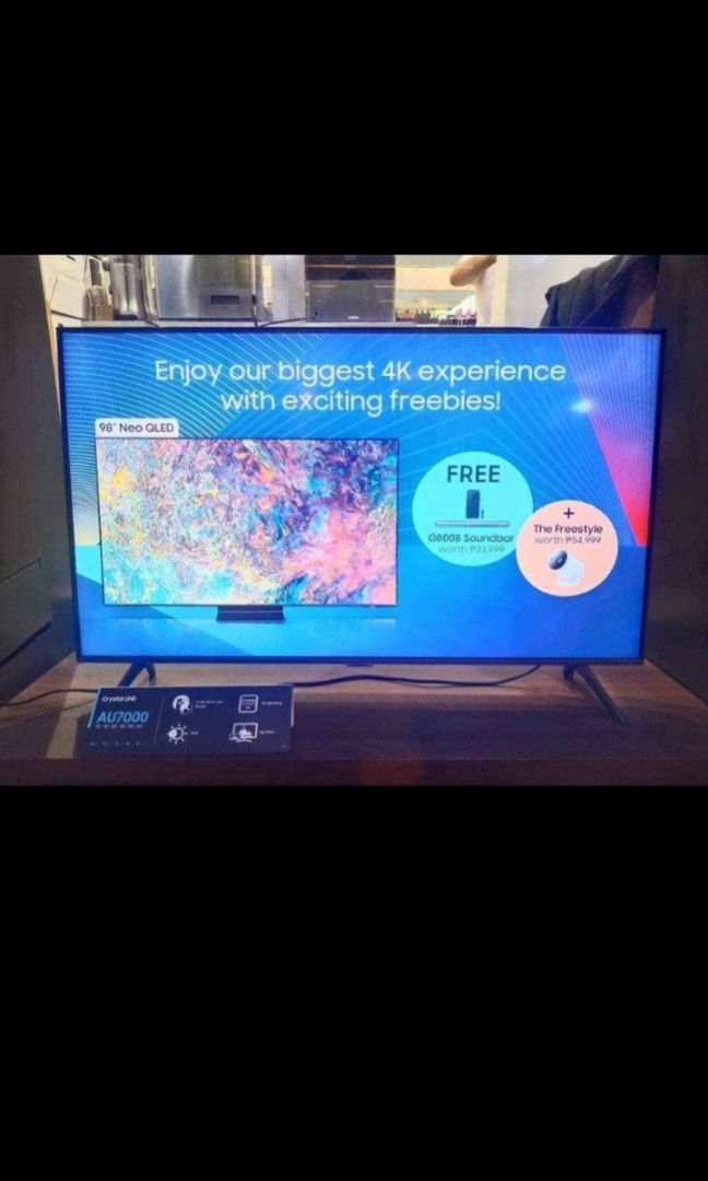 SAMSUNG CRYSTAL 4K SMART TV AU7000 SERIES, TV & Home Appliances, TV & Entertainment, TV on Carousell