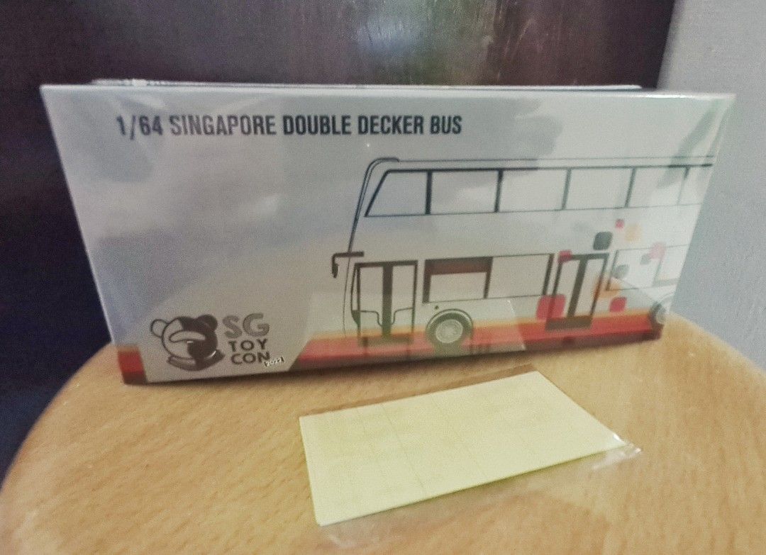 Singapore SMRT Die-cast Double Decker Bus Model, Hobbies & Toys ...