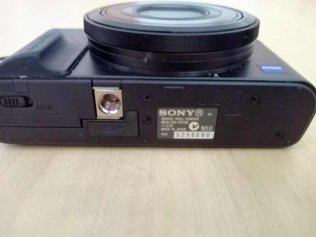Sony Cybershot DSC-RX100 (early version), Hobbies & Toys, Memorabilia ...