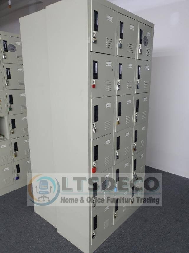 STEEL LOCKER 18 DOOR OFFICE PARTITION OFFICE FURNITURE :) 999 ...