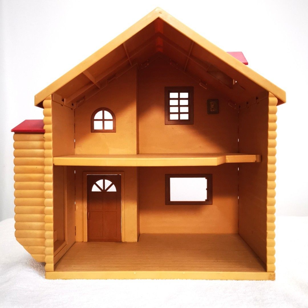 Sylvanian Primrose Country Cottage, Hobbies & Toys, Collectibles ...