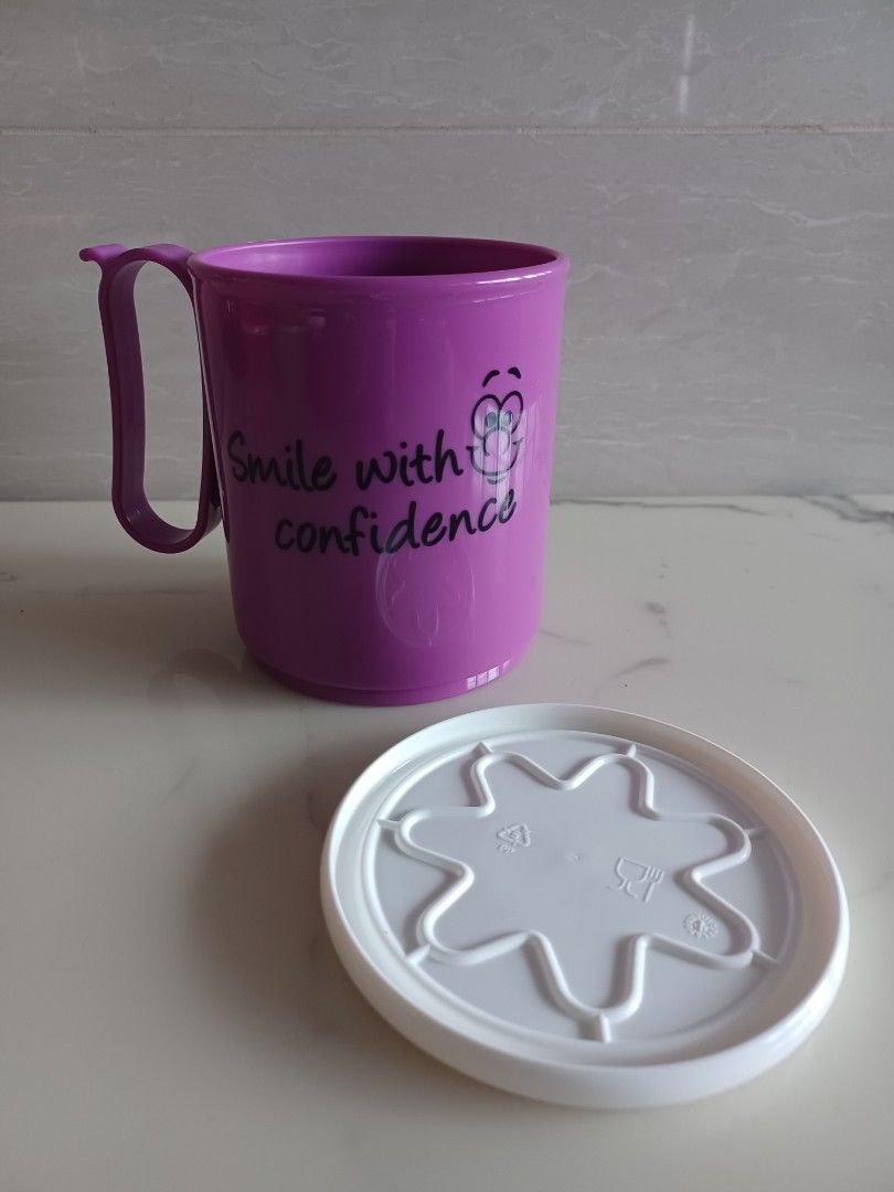 Tupperware brand containers, Furniture & Home Living, Kitchenware ...