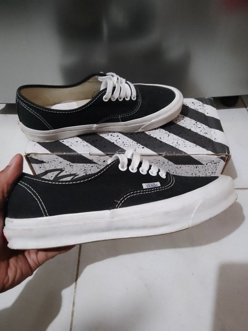 Vans Vault v2 Original, Men's Fashion, Footwear, Sneakers on Carousell