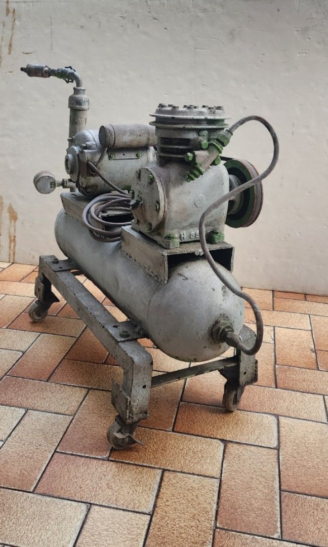 Vintage Air Compressor, Hobbies & Toys, Memorabilia & Collectibles ...