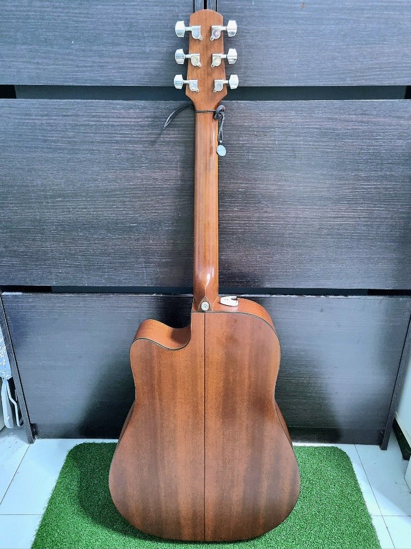 WALDEN D550 CE ACOUSTIC GUITAR, Hobbies & Toys, Music & Media, Musical ...