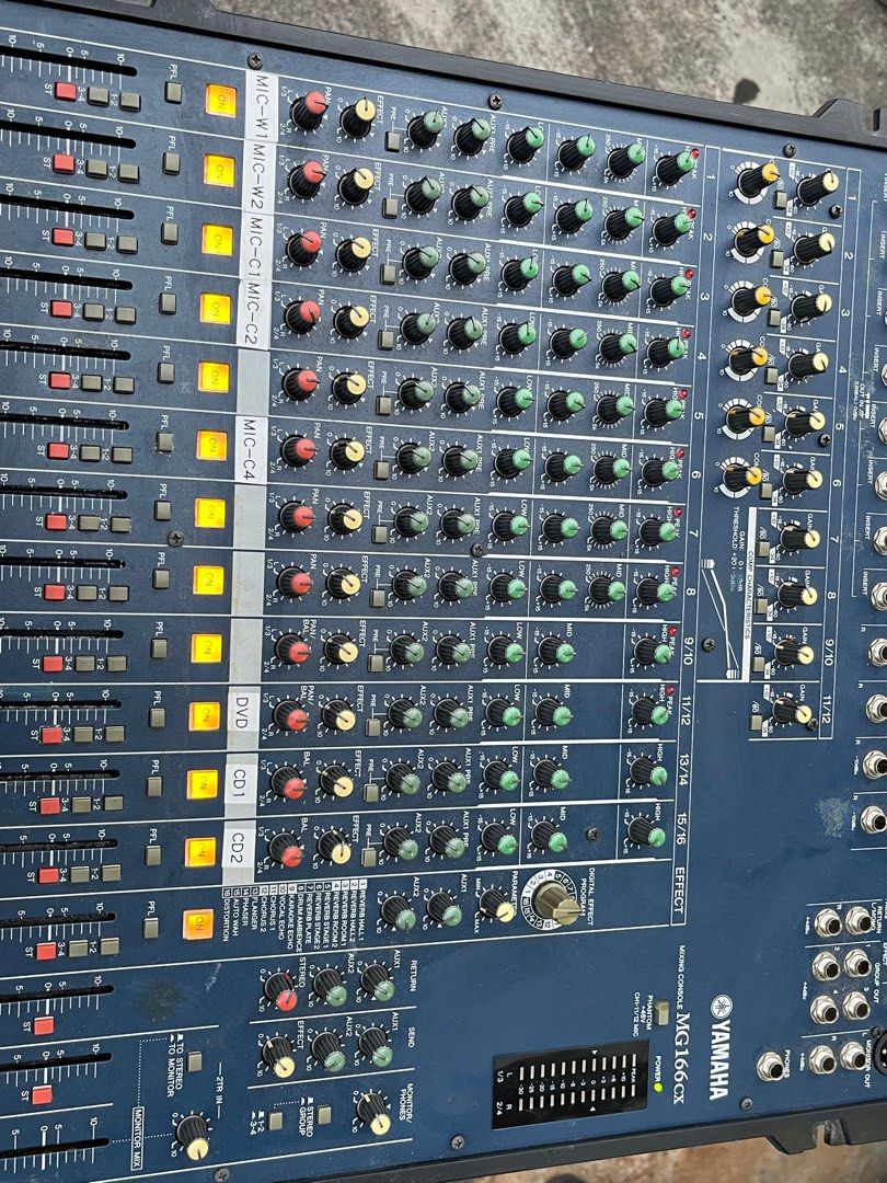 Yamaha MG166CX mixer, Audio, Soundbars, Speakers & Amplifiers on Carousell