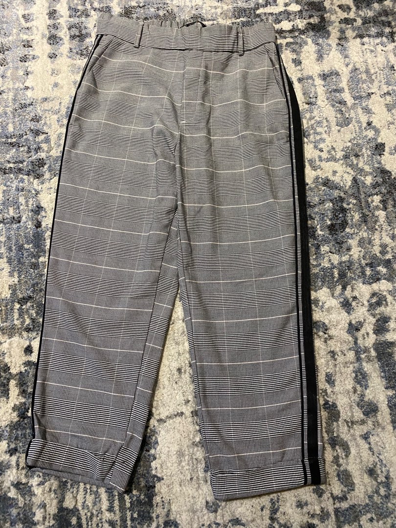 Zara checkered trouser, Women's Fashion, Bottoms, Other Bottoms on ...