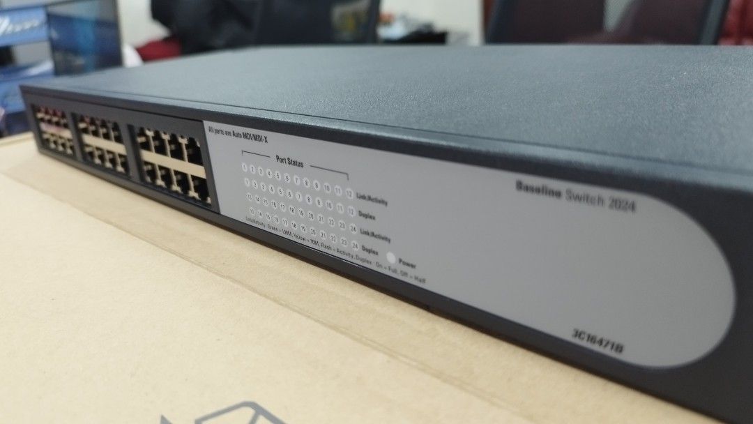 3Com Baseline Switch 2016 3C16470B, Computers & Tech, Desktops on Carousell