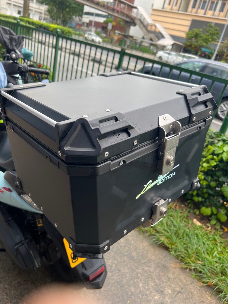 55L aluminium top box with base, Motorcycles, Motorcycle Accessories on ...