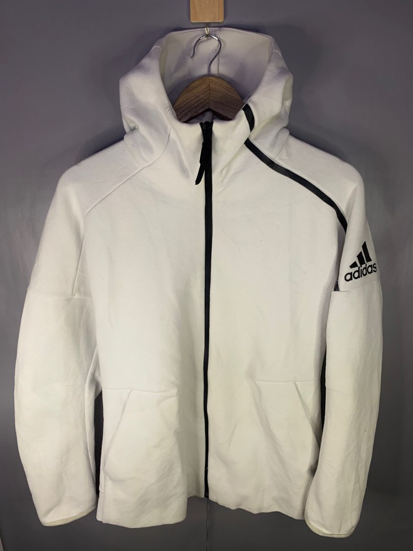 ADIDAS ZNE, Men's Fashion, Activewear on Carousell