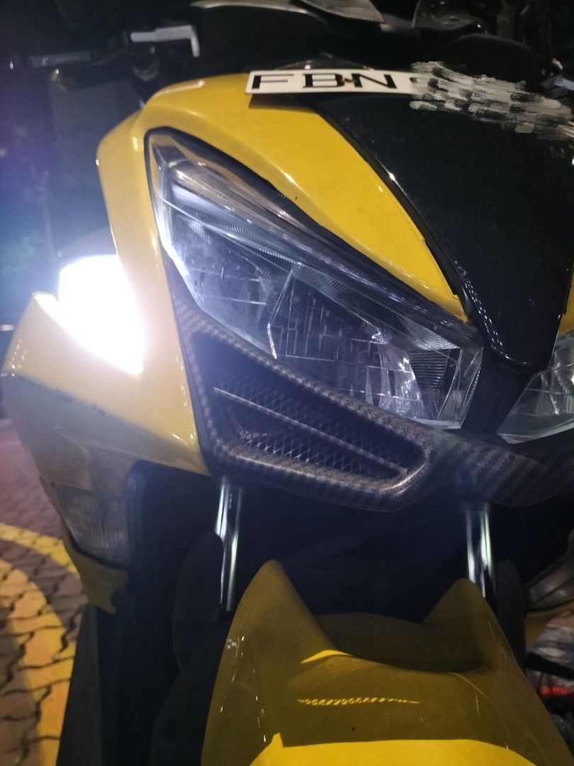 Aerox led pole light t10 Yamaha, Motorcycles, Motorcycle Accessories on ...