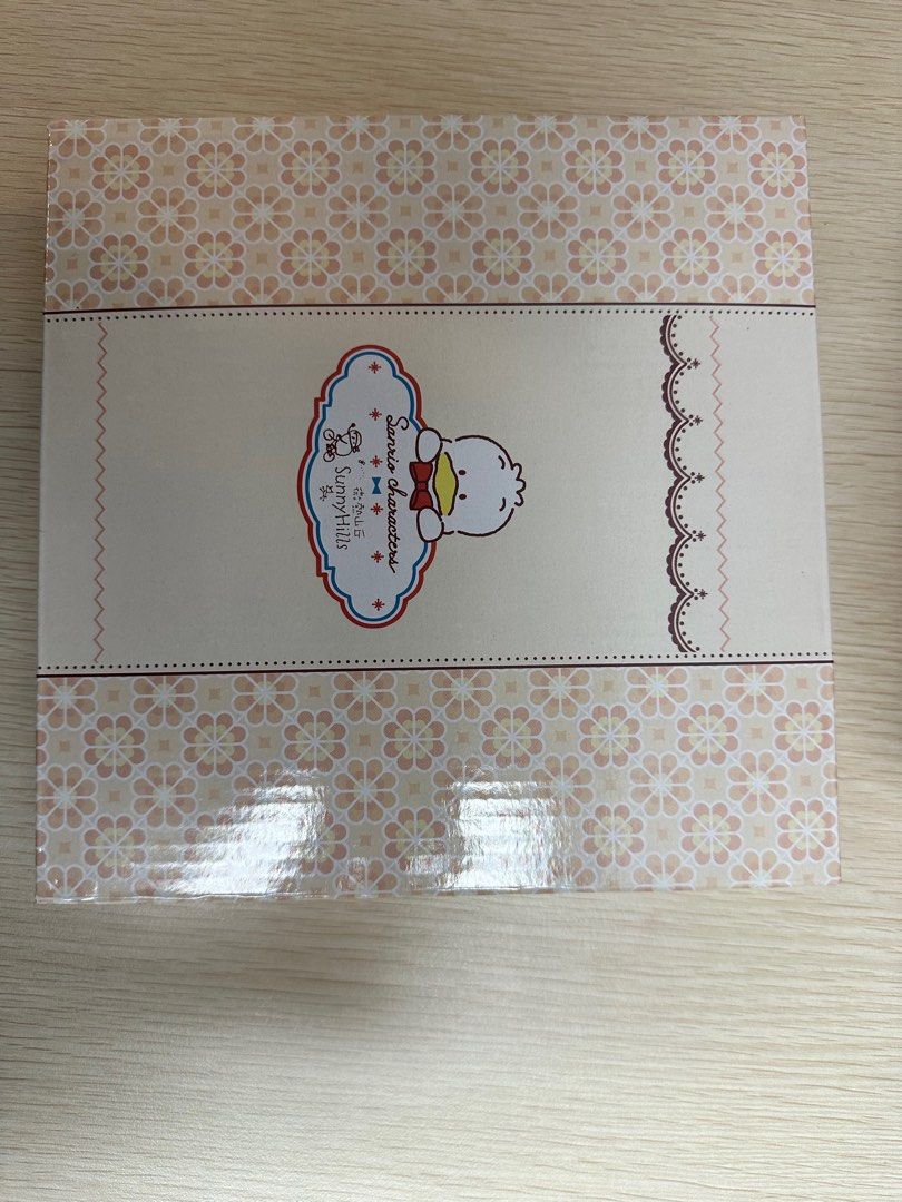 Sanrio AP duck 雙層碟, 傢俬＆家居, 廚具和餐具, 其他廚具和餐具 - Carousell