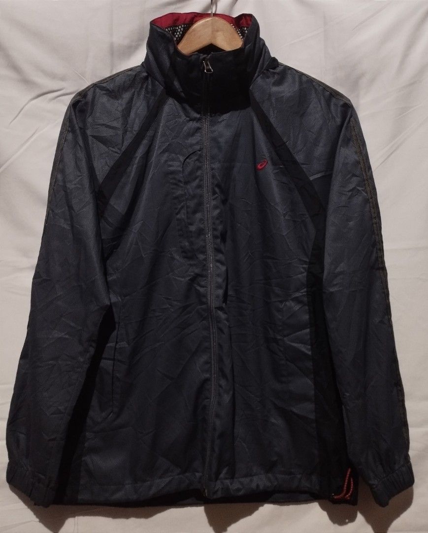 Asics Windbreaker nano-tex w/ packable hood, Men's Fashion, Coats ...