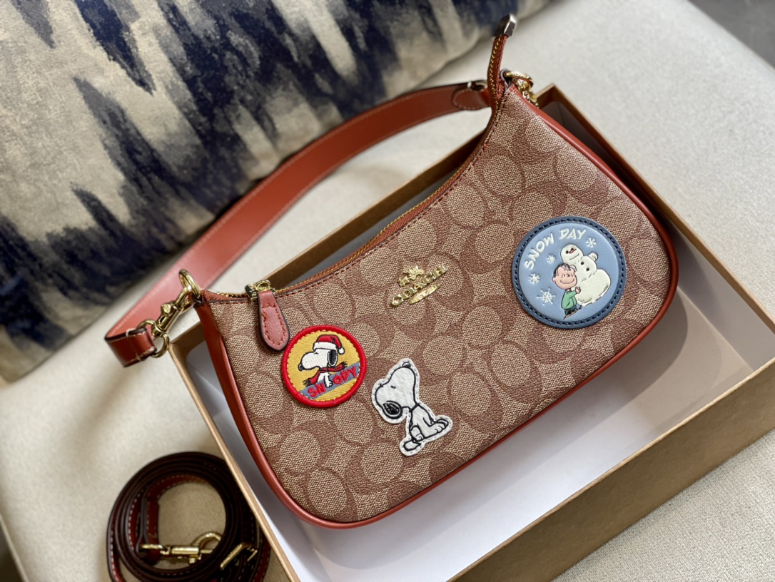 Authentic Coach new bag, Women's Fashion, Bags & Wallets, Cross-body ...