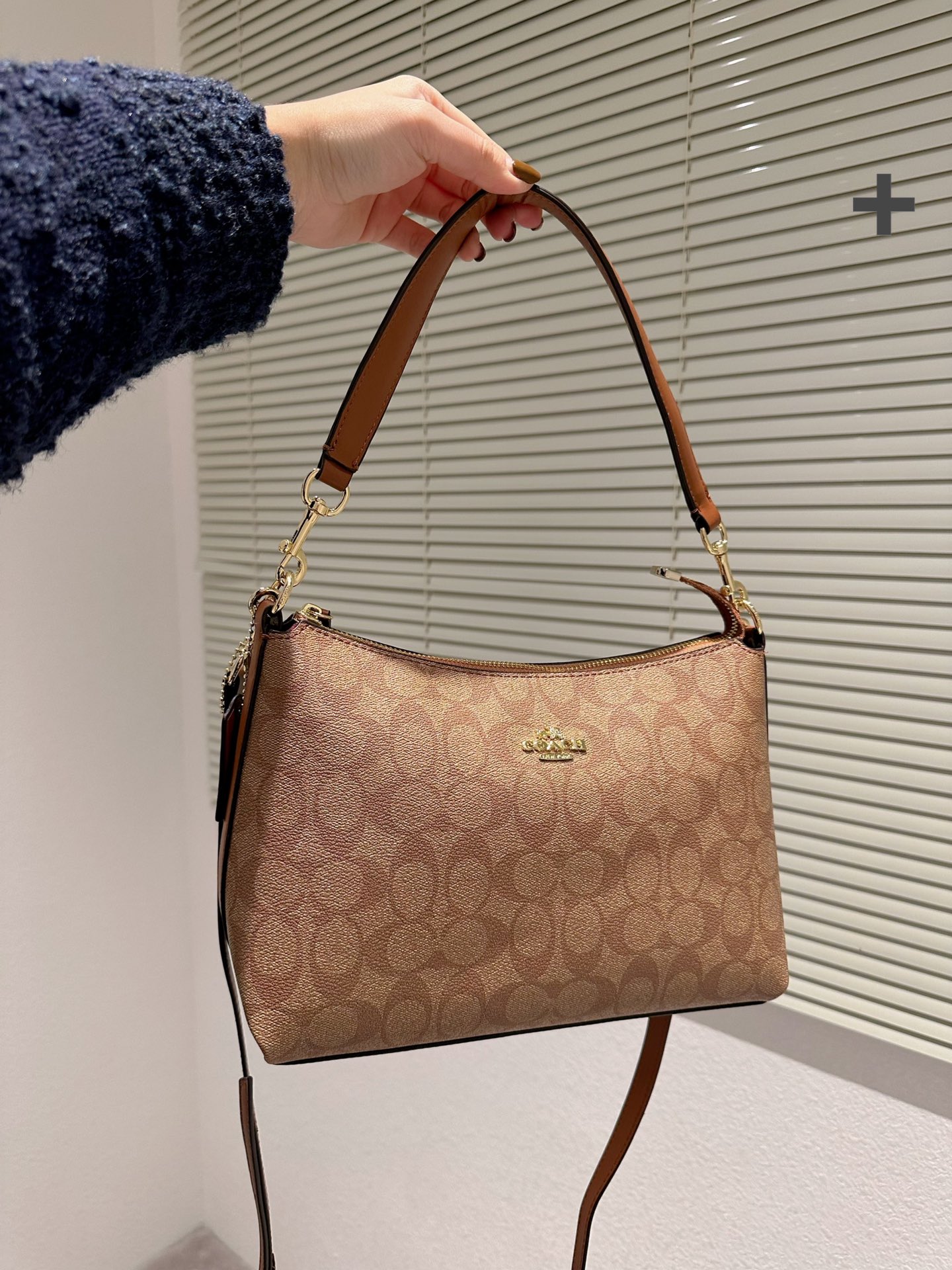 Authentic Coach New Crescent Moon Bag, Women's Fashion, Bags & Wallets ...