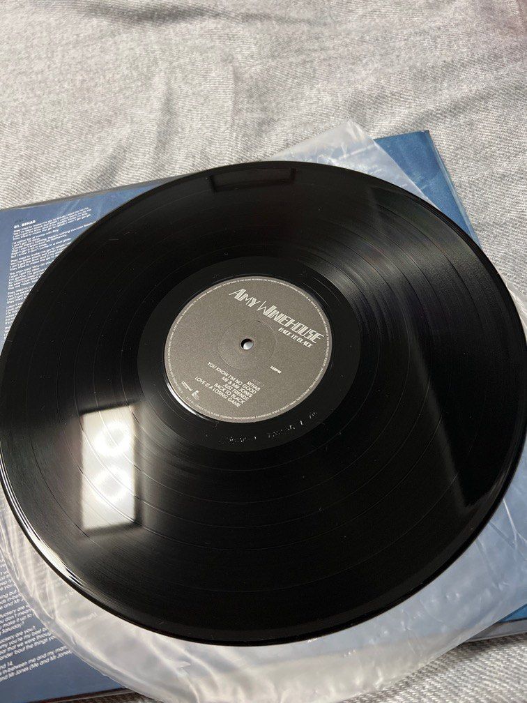 Back to Black Amy Winehouse Vinyl, Hobbies & Toys, Music & Media ...
