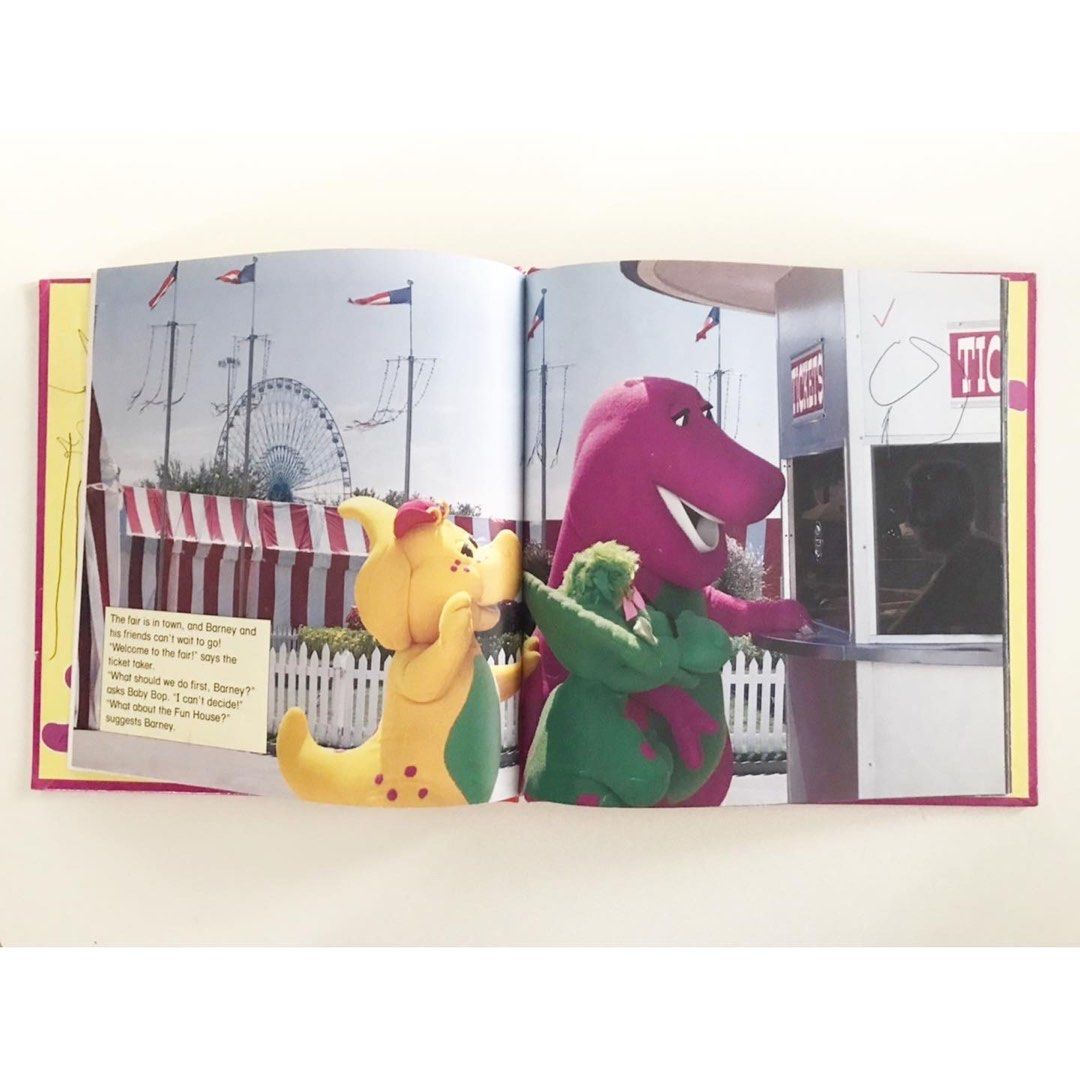 Barney Goes To The Fair, Hobbies & Toys, Books & Magazines, Children's ...