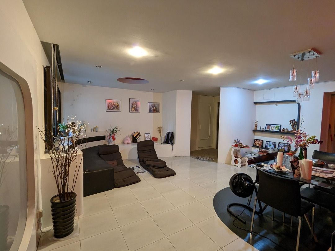 Big common room near NTU, 3 stops to Boon lay MRT, Property, Rentals ...