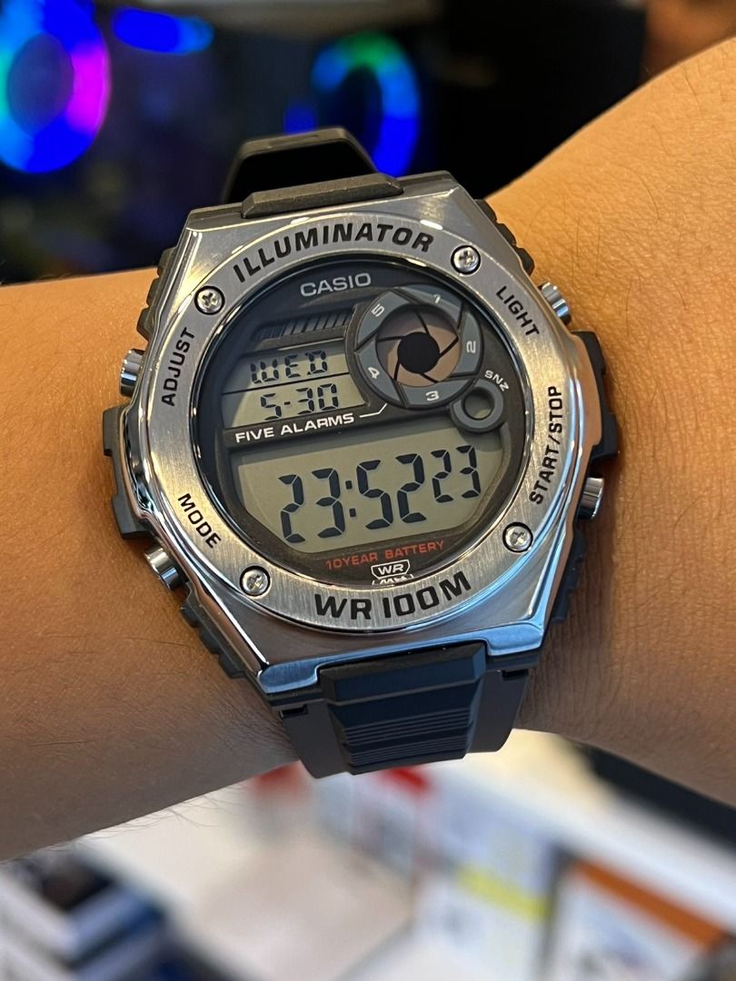 CASIO Illuminator Digital Black Rubber Strap Men's Watch MWD-100H-1AV, Luxury, Watches on Carousell