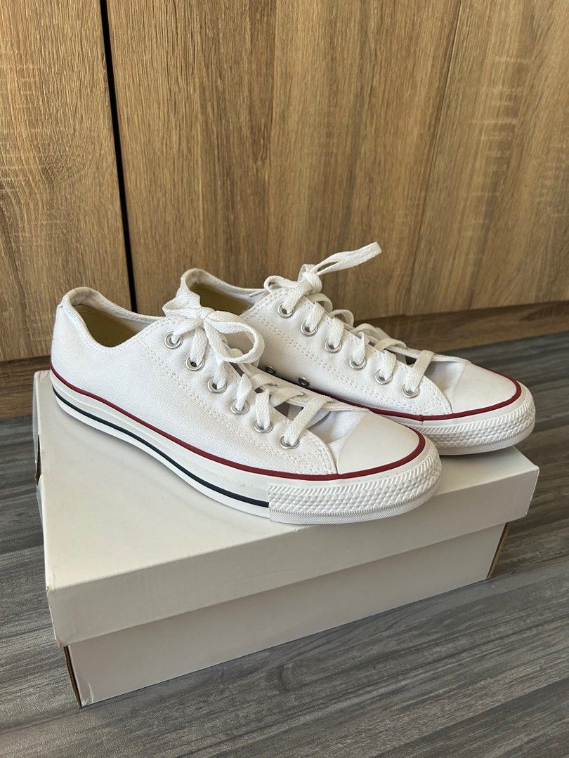 Chuck Taylor All Star classic, Men's Fashion, Footwear, Sneakers on ...