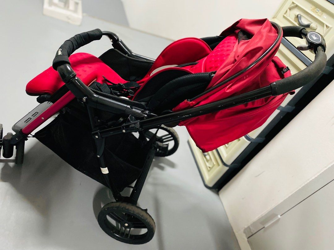 Combi light weight mega stroller single hand fold, Babies & Kids, Going ...