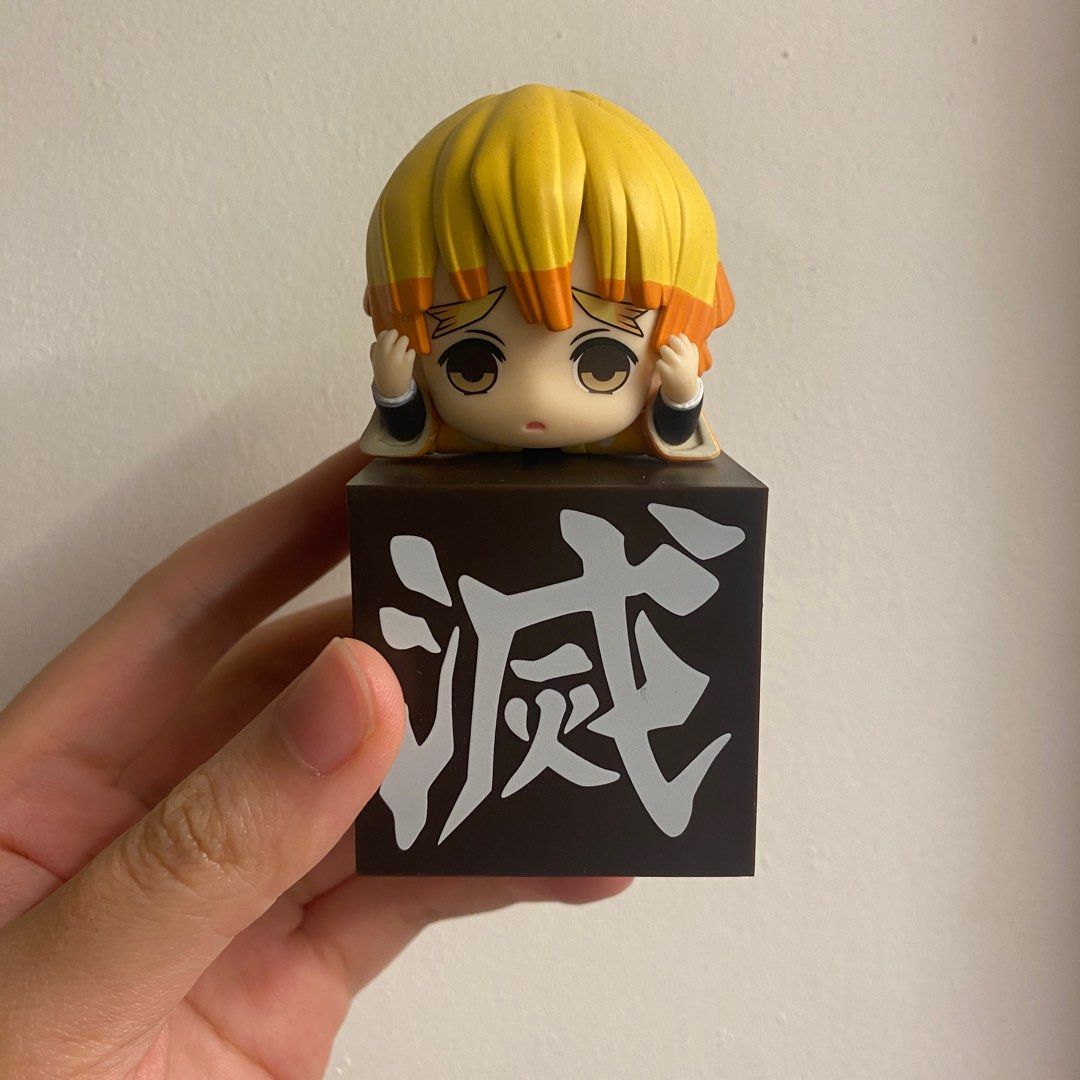 demon slayer: kimetsu no yaiba hikkake figure zenitsu, Hobbies & Toys ...