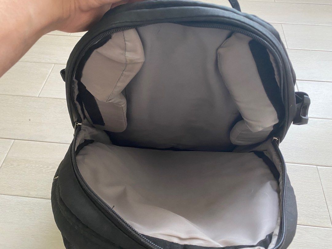 Deuter Giga Office backpack, Men's Fashion, Bags, Backpacks on Carousell