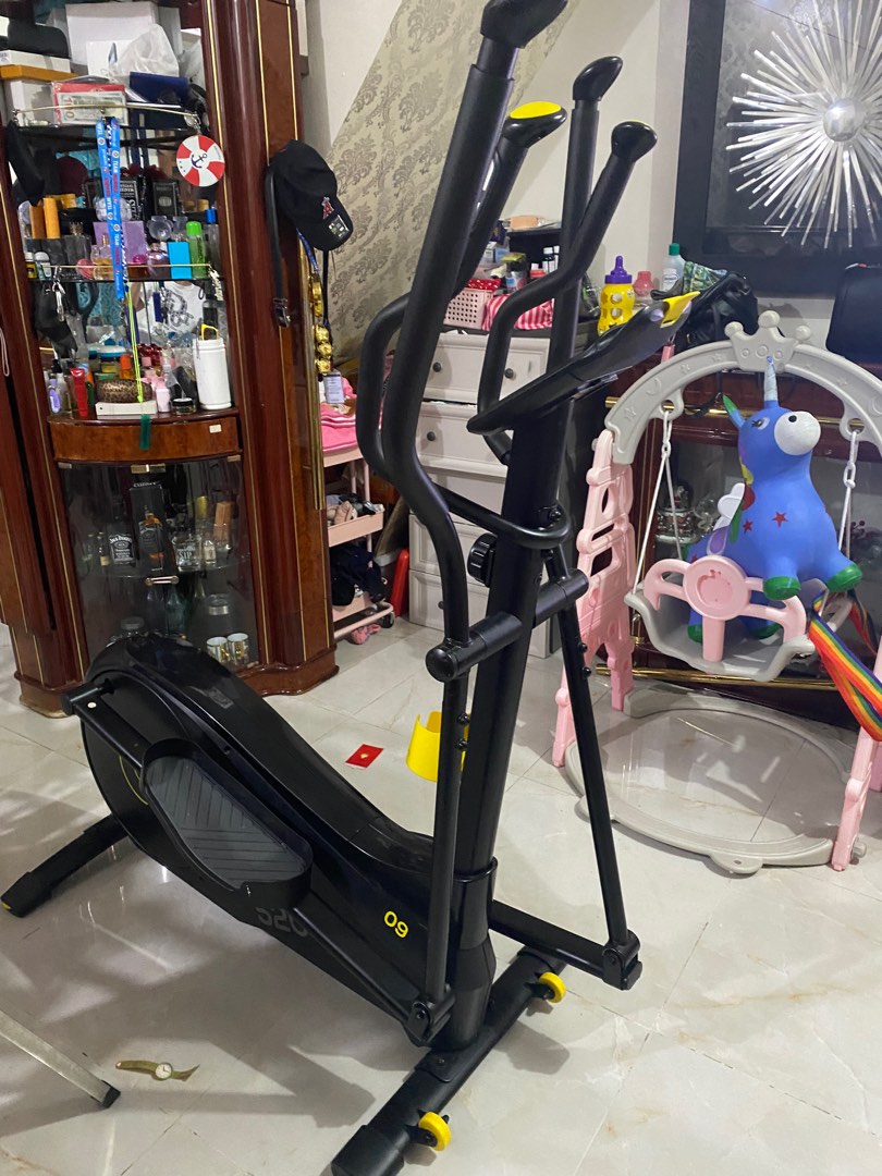 Domyos cross trainer, Sports Equipment, Exercise & Fitness, Cardio ...