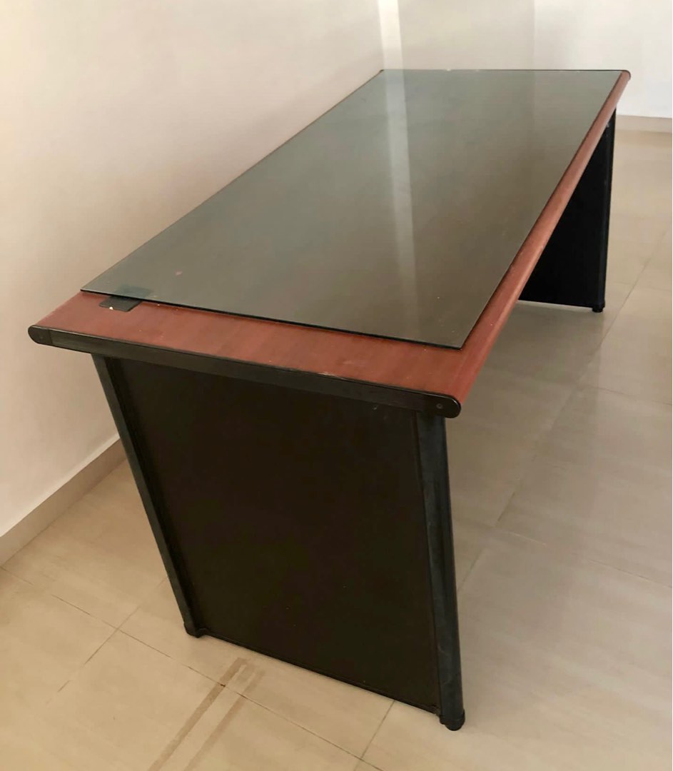 computer / Study / office table with glass top (Length 150cm x Width ...