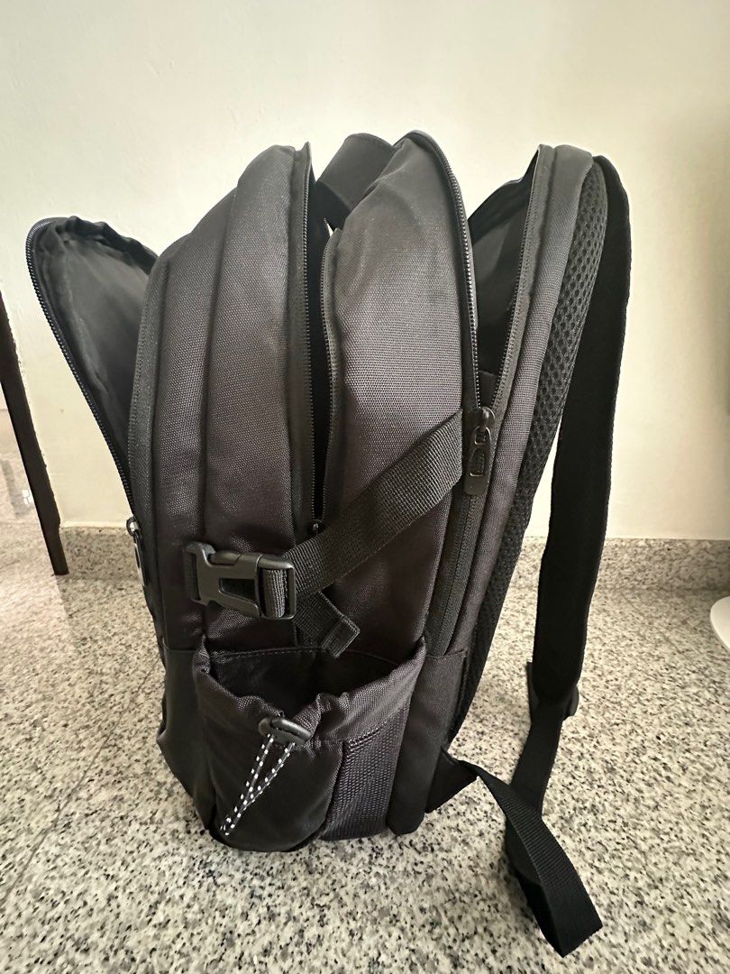 FELET Multi-Function Backpack Badminton Bag, Men's Fashion, Bags ...