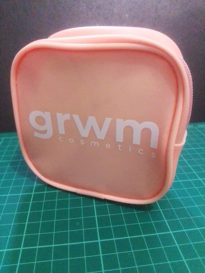 GRWM Cosmetics pouch and Multi Use Creamy Tint Vol. 1, Beauty ...